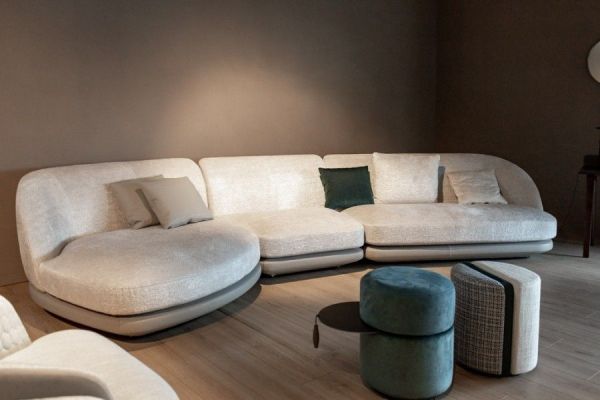 Vesper Sofa with Chaise Longue Giorgetti | Mondini Designer Furniture Shop